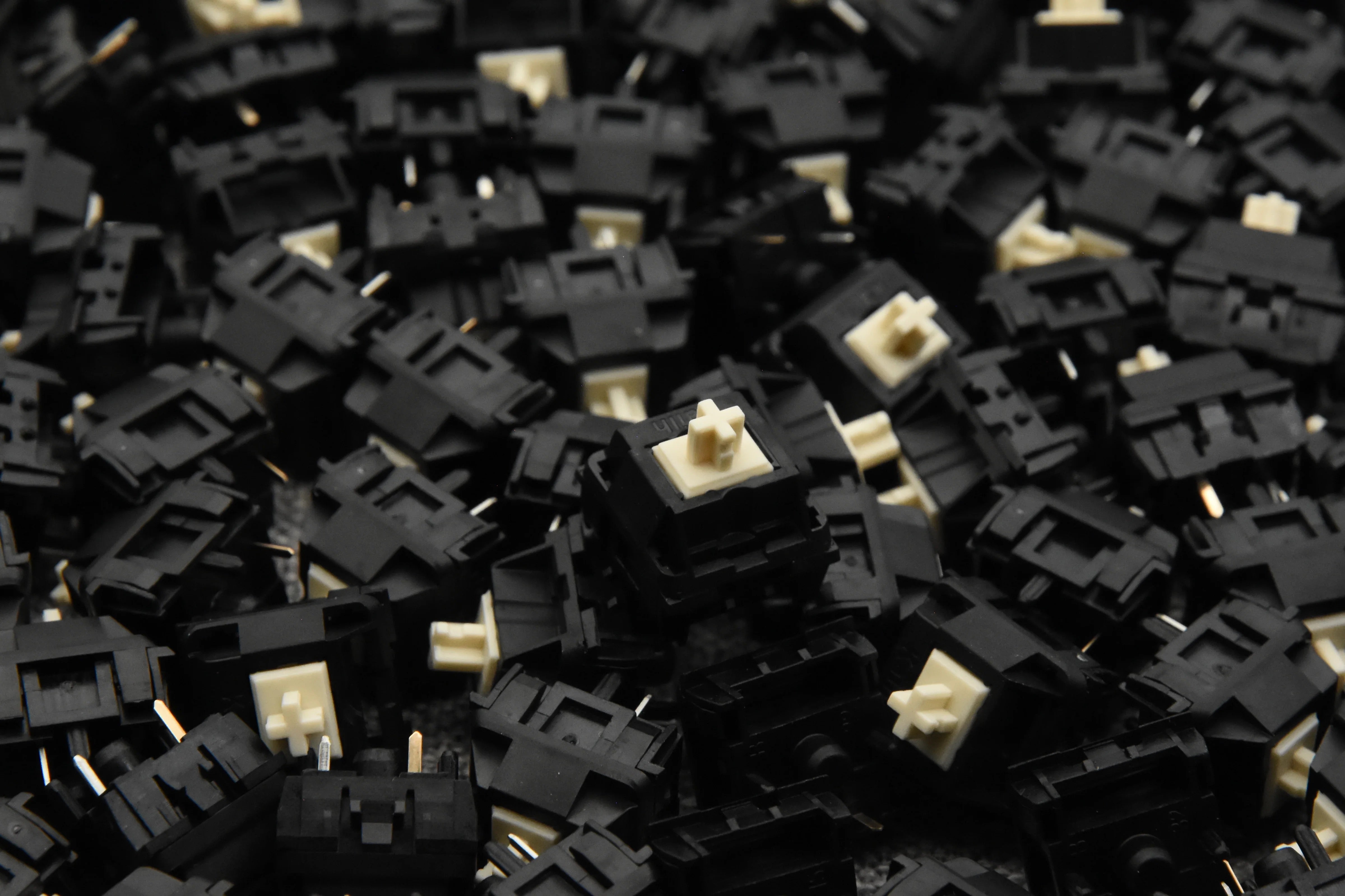 A Deep Dive: Black Cherry Pie – Mecha Malaysia