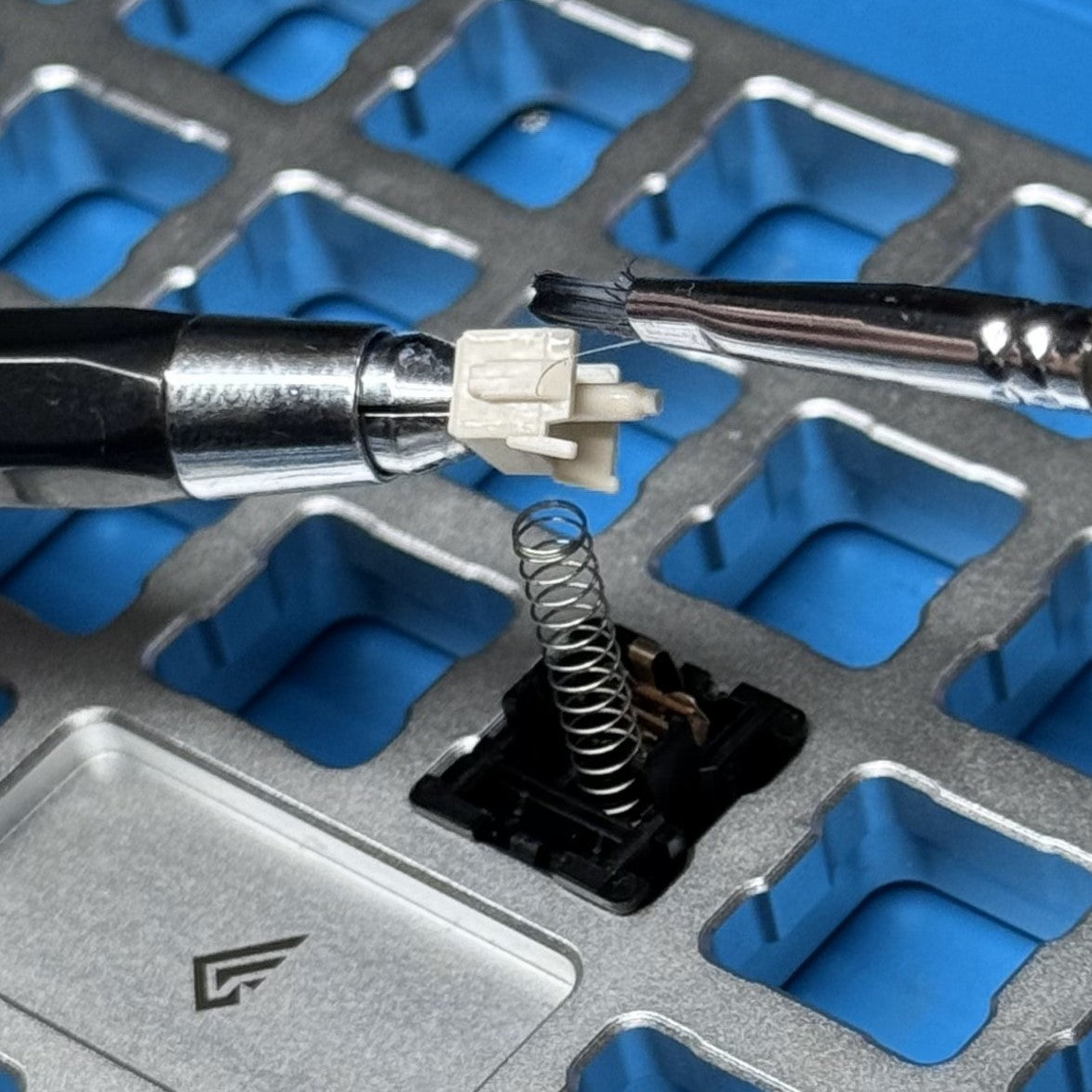 Switch Lubing Service – Mecha Malaysia